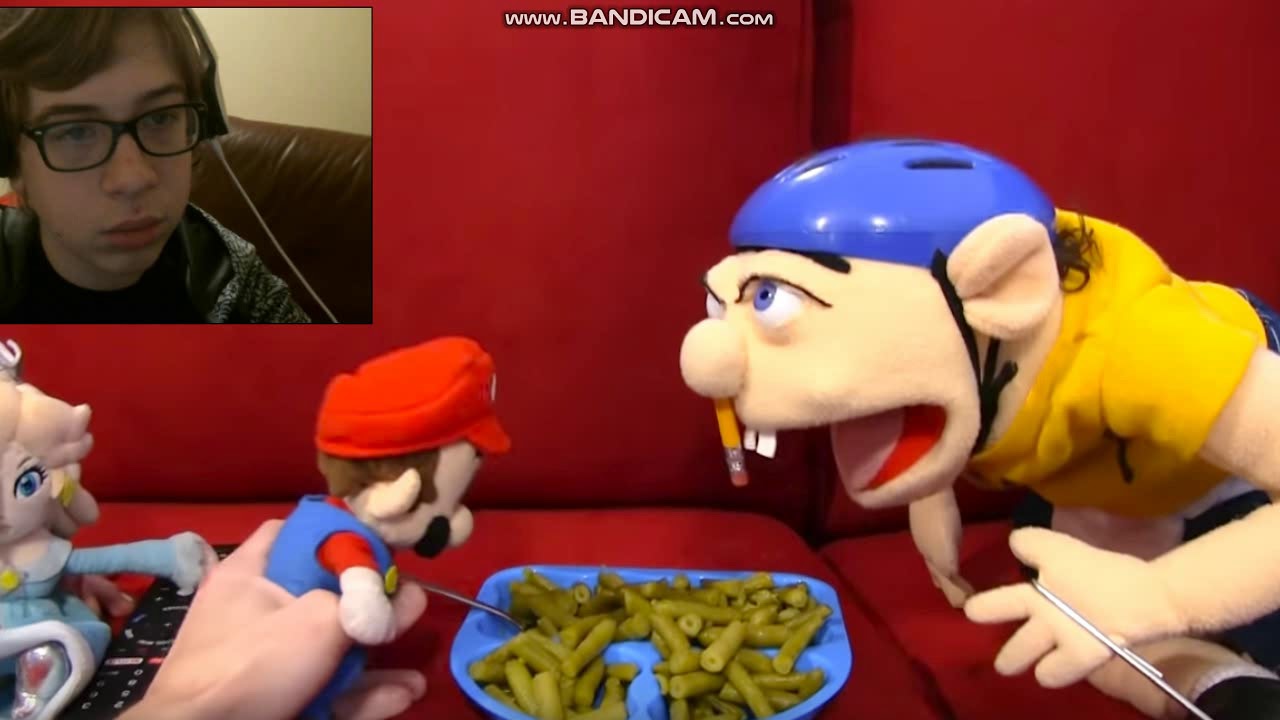 SMG001 Talks #13: Conpairacy theory that there MIGHT be a SML and SMG4 ...