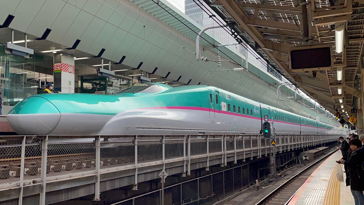 JR東日本E5系新幹線ｾｼU49編成がなすの257号郡山行きとして東京駅20番線を発車するシーン（257B）2023.12.27.11:08 - YouTube