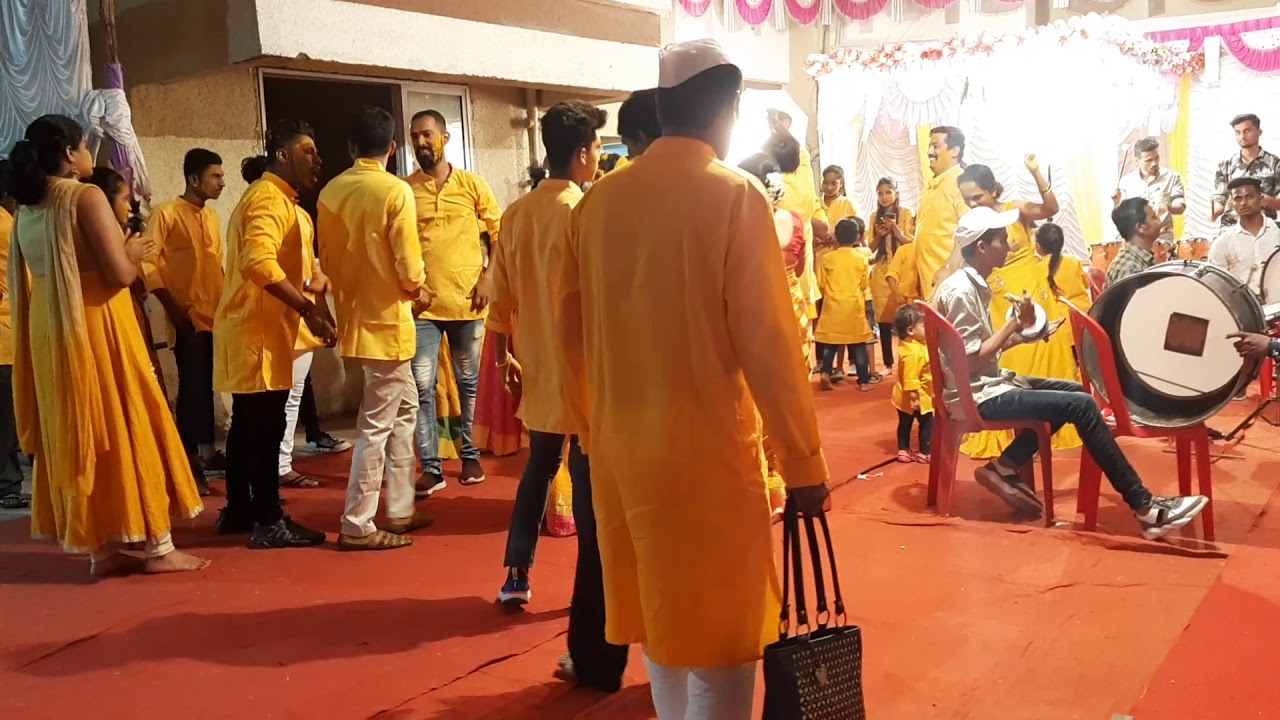 Aai ekveera musical group( jolly boy ayre gaon dombivali( e) - YouTube