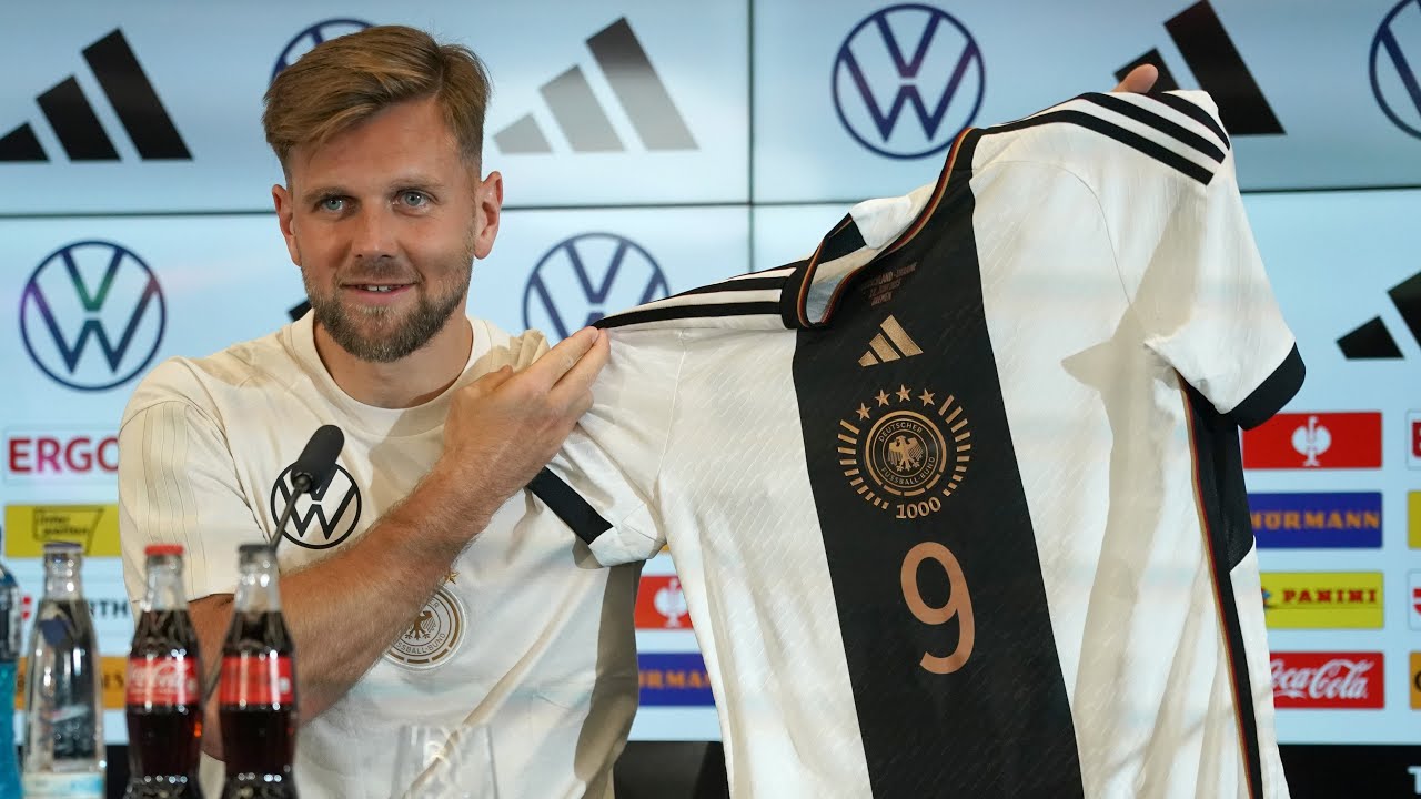 1000 Länderspiel Dfb Elf Spielt Gegen Die Ukraine Youtube
