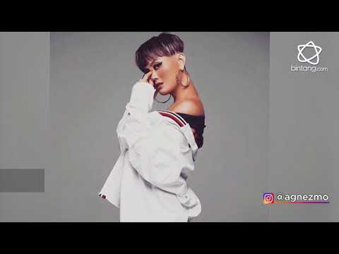 Makin Nyetrik, Ini Gaya Terbaru Agnez Mo dengan Rambut Pendek