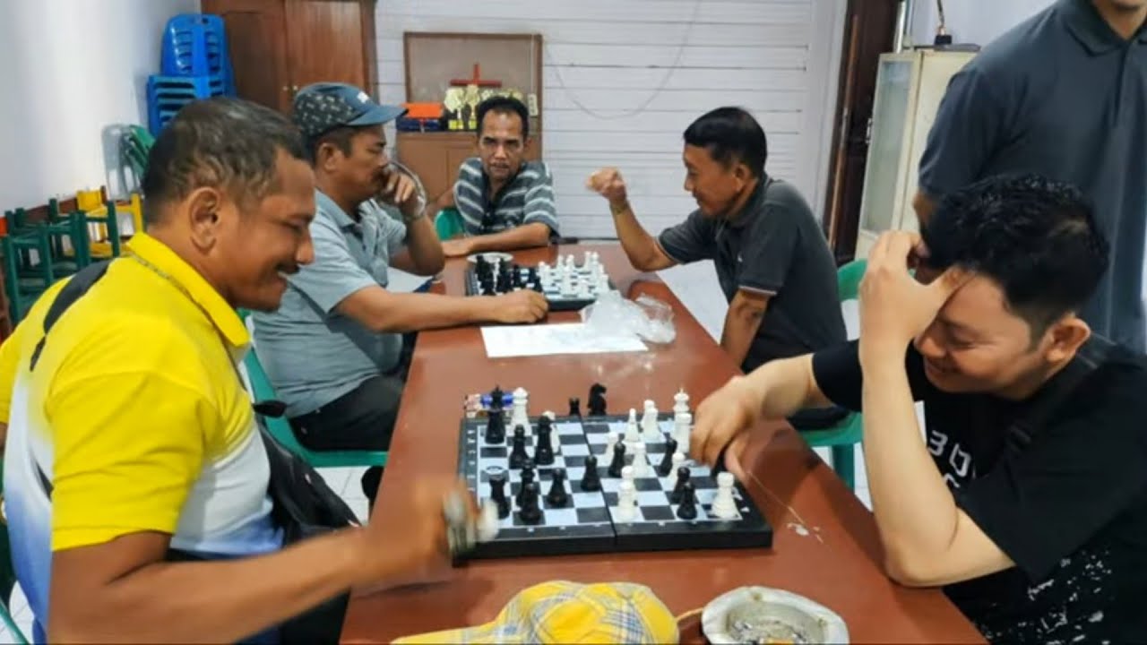 Lomba Catur Pria | HUT 41 HKBP Medan Denai dan Parheheon SM - YouTube