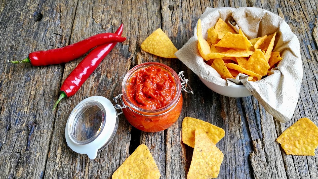 SALSA di PEPERONCINI fatta in casa - YouTube