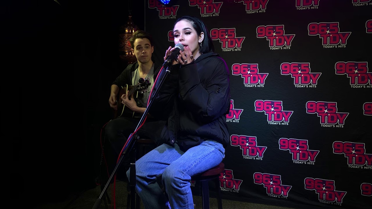 Maggie Lindemann - Friends Go [ACOUSTIC] - YouTube