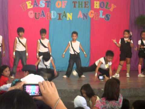 URIEL's DANCE CONTEST - YouTube