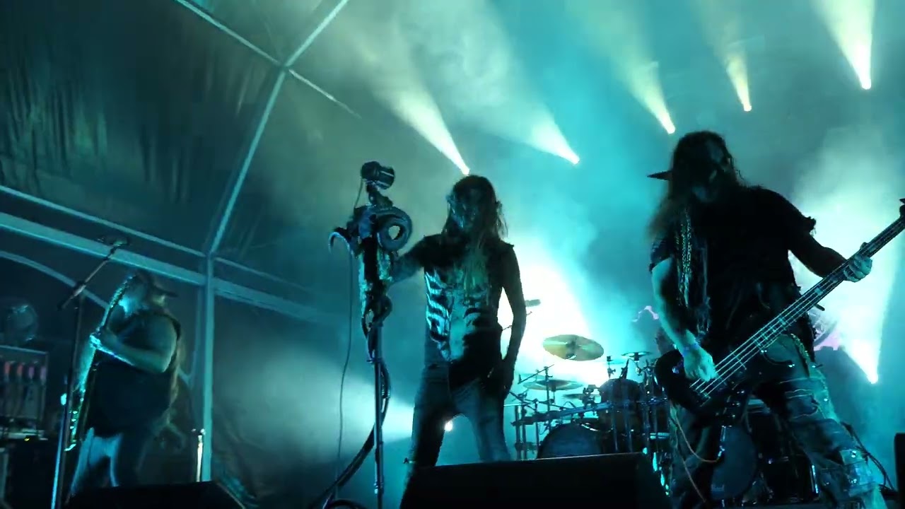 FINNTROLL - Att Döda Med En Sten (@Milagre Metaleiro Open Air 2022) - YouTube