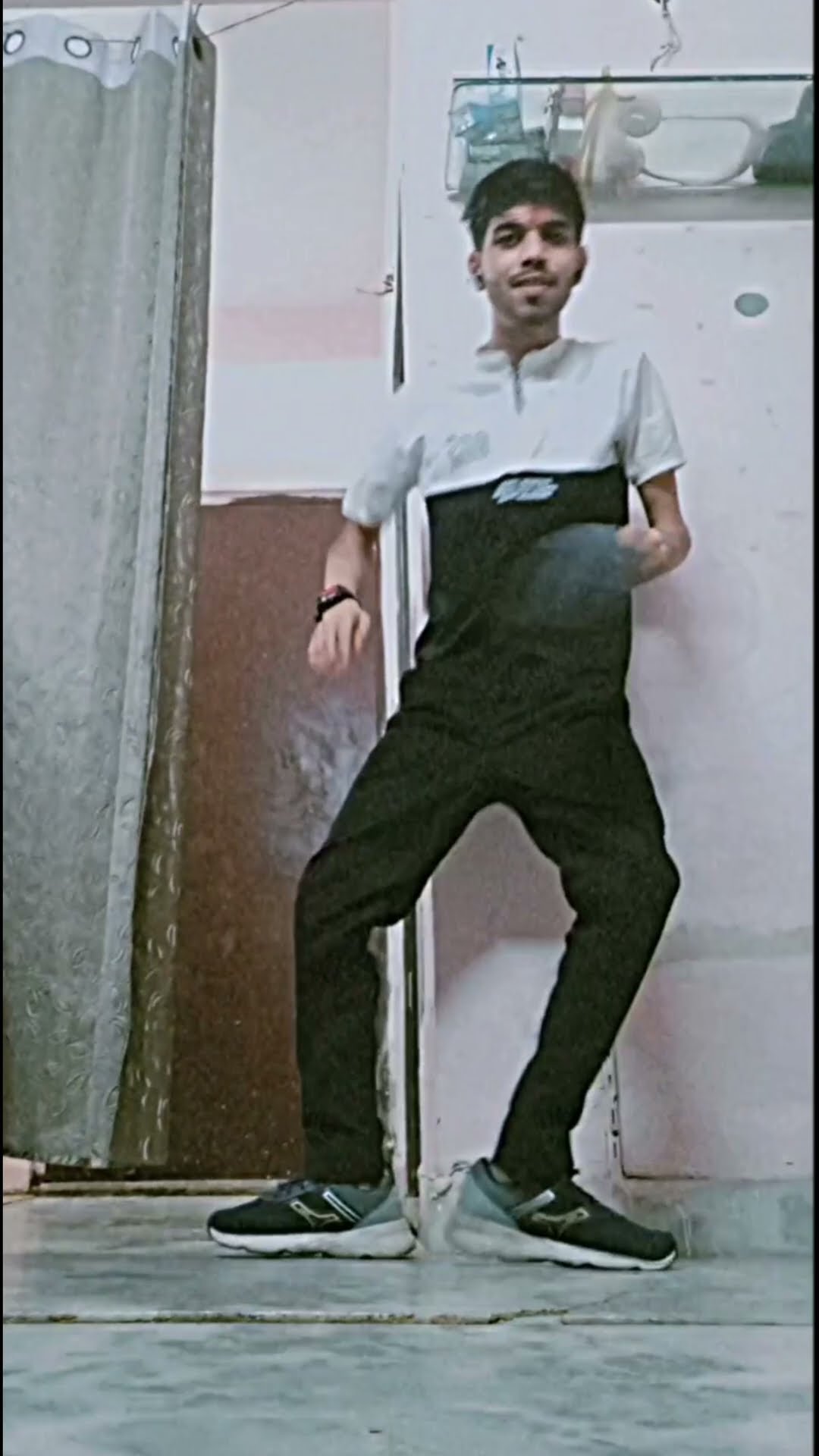 Try Once ️#lovesong #dance #footwork #trendingsong #tredingstatus # ...