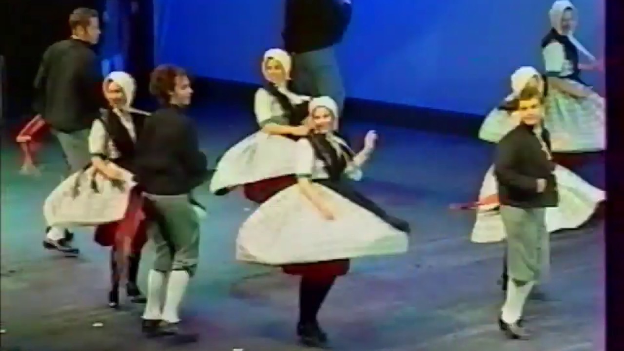 DANSE DU MONDE Quebec 3 FDM50 - YouTube