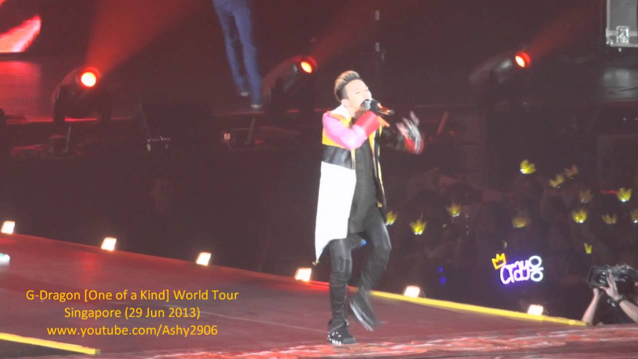 GD - Crayon (G-Dragon One of a Kind World Tour Singapore) - YouTube