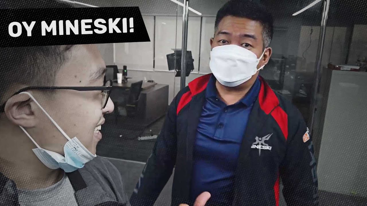 THE ORIGINAL MINESKI JACKET - YouTube