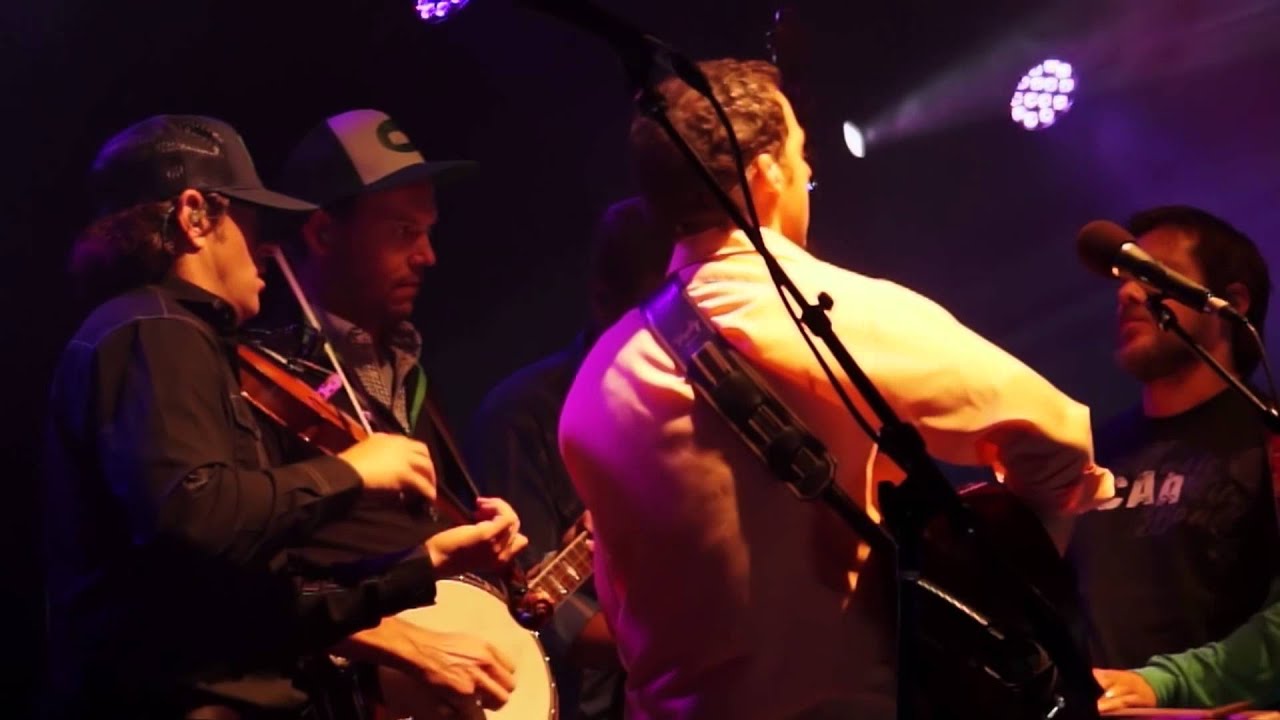 2nd set of The Infamous Stringdusters at The Festy 10-12-2013 - YouTube
