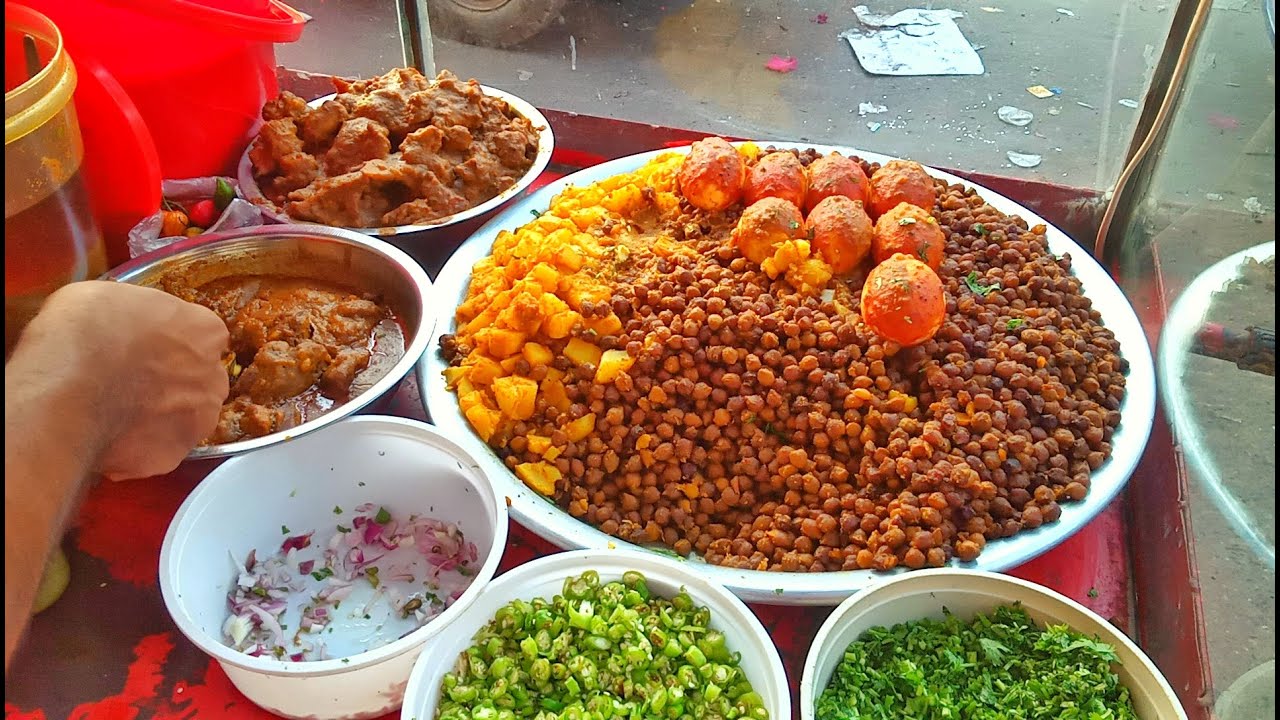 Jhal Muri Making | Famous Muri Recipe | Egg Muri Vorta | Masala Muri ...