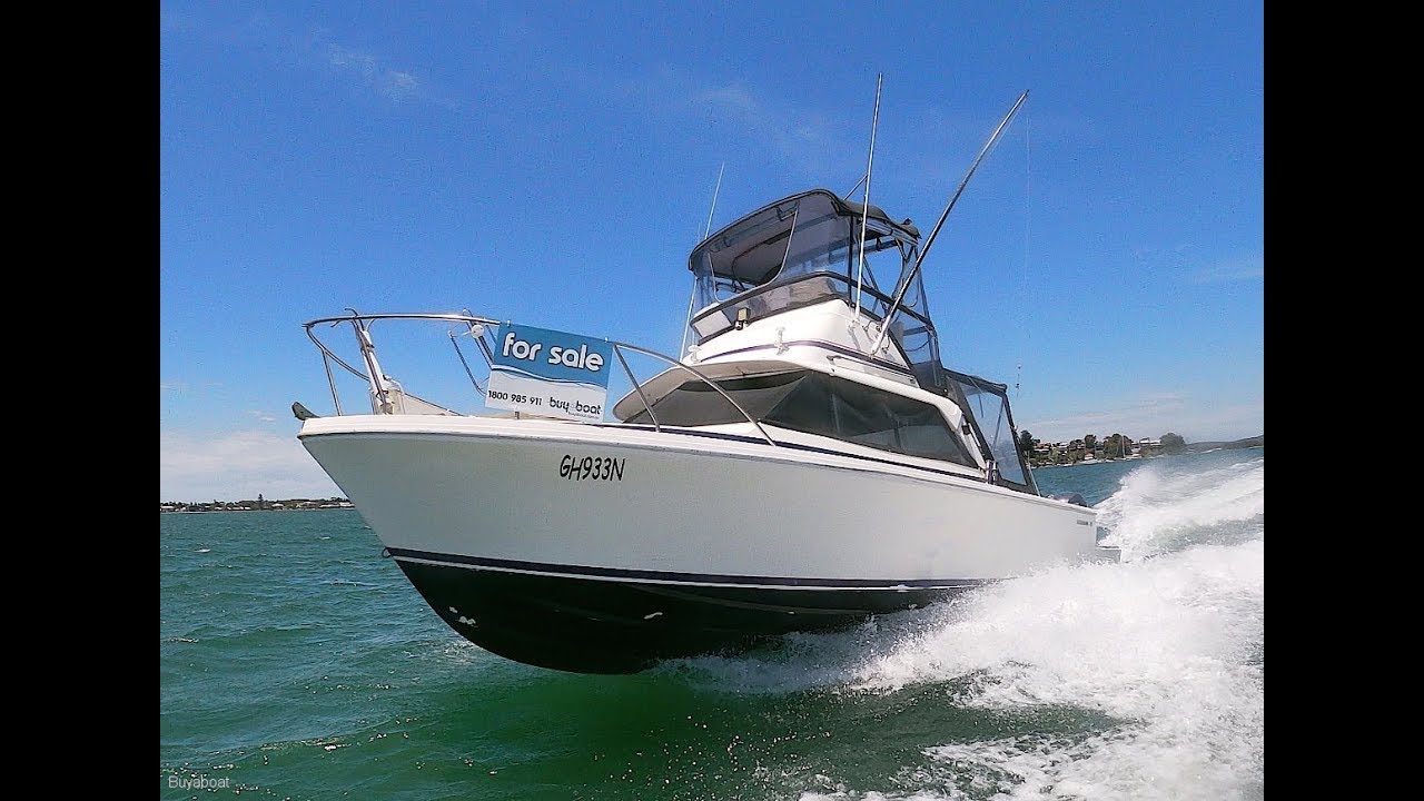 Bertram 25 Flybridge Cruiser - Walkthrough - YouTube