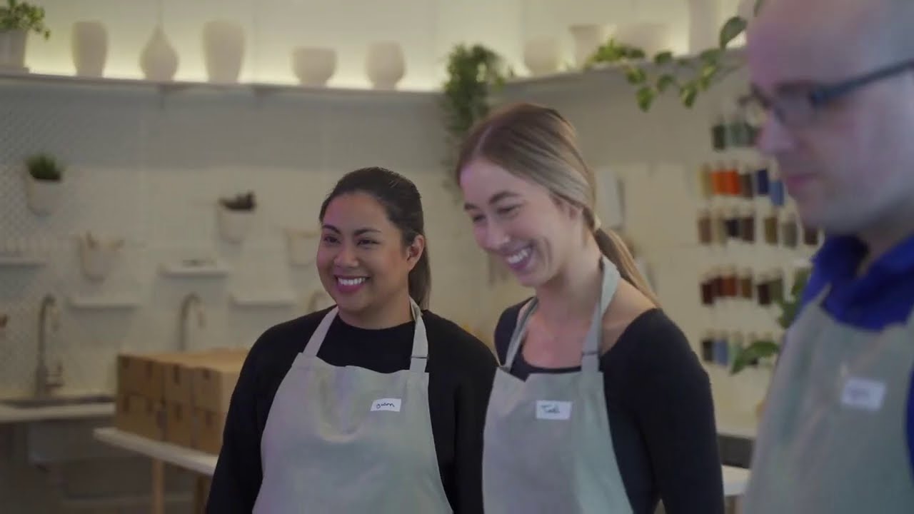 Big Red Group at BONDI CLAY for Pottery Class - YouTube