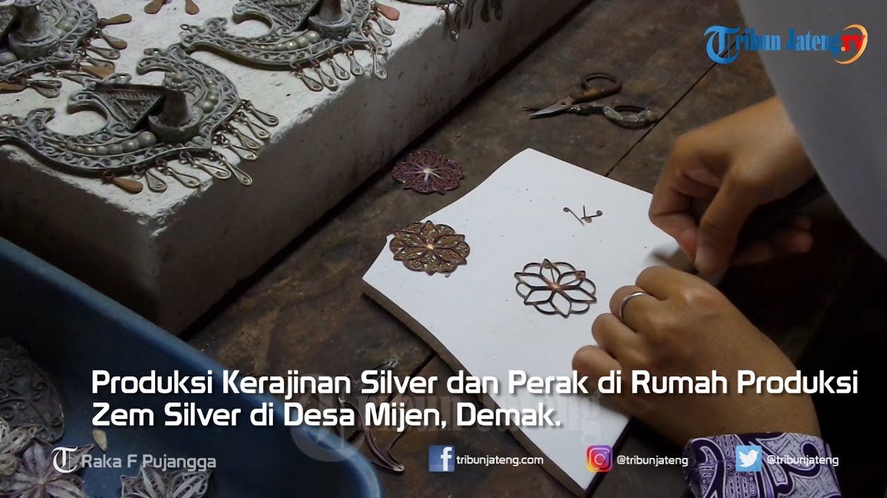 Proses Produksi Kerajinan Perak di Zem Silver - YouTube