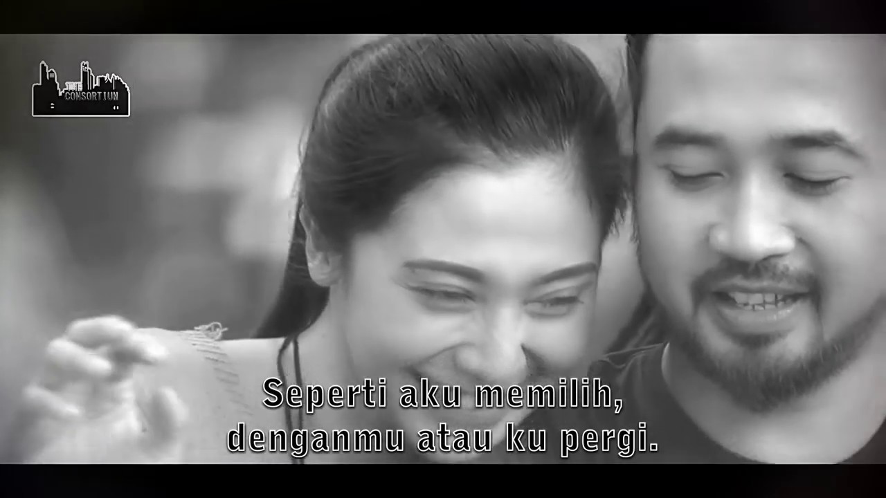WIDI NUGROHO vokalis Hello Band Harus Memilih Official Lyrics Video B W ...