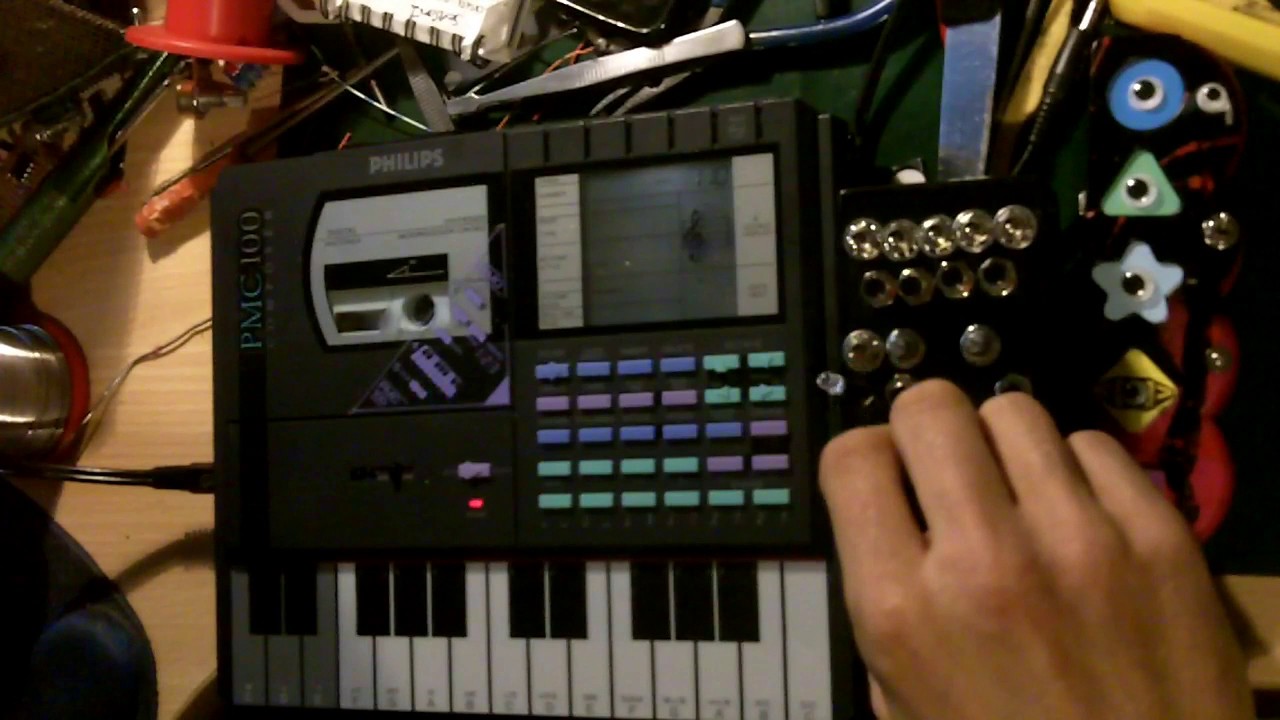 Circuit bent PHILIPS PMC 100 by Psychicyeyeclix - YouTube