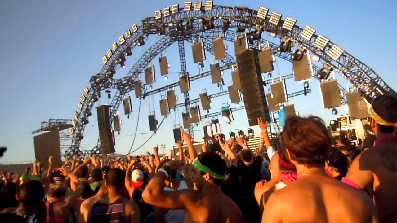 SHOWTEK FTS @EDC 2011 - YouTube
