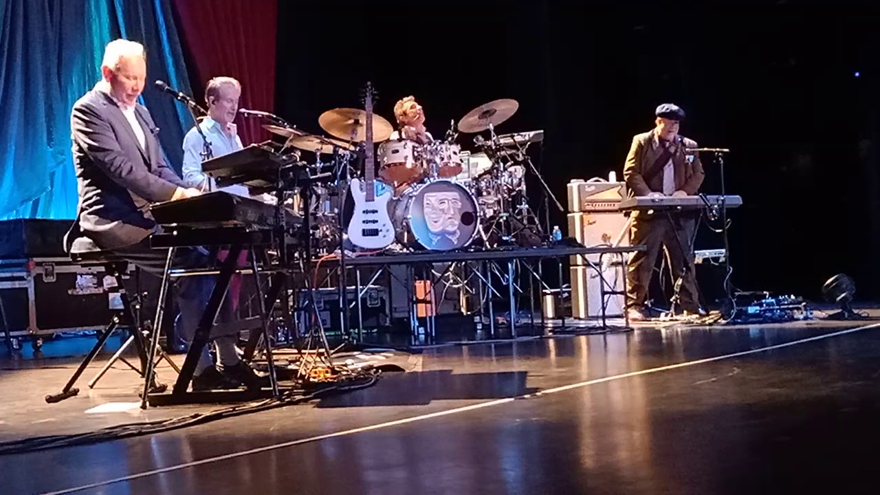 JOE JACKSON STEPPIN OUT LIVE MIAMI 24/05/2019 - YouTube