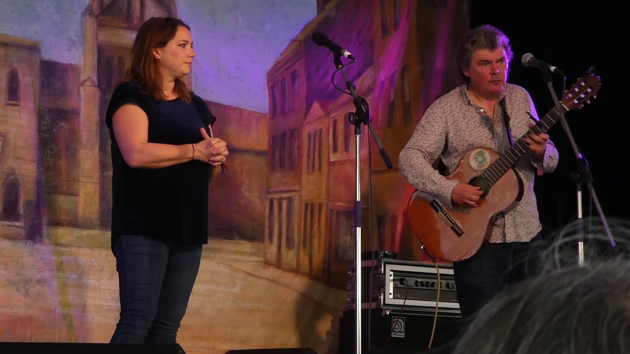 John Spillane & Pauline Scanlon 2018-03-17 All The Ways You Wonder Blue ...