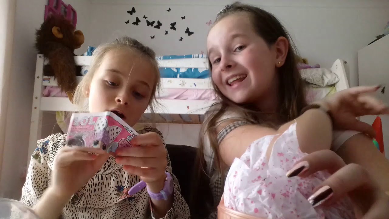 Lol review with Gabi - YouTube