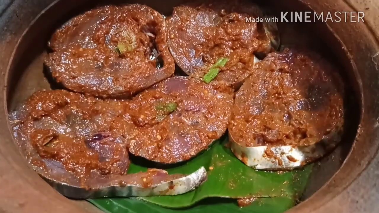 Srilankan fish curry 🥘 (Theechcha meen curry) - YouTube