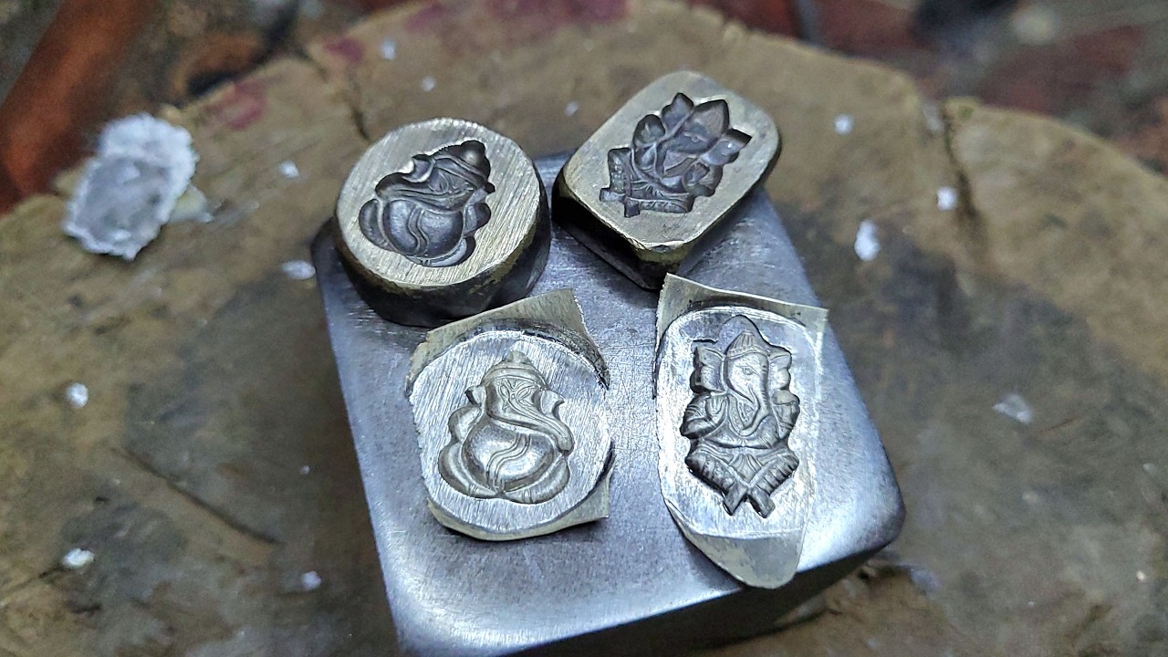 Ganesh silver locket making ! How to make elephant silver locket - YouTube