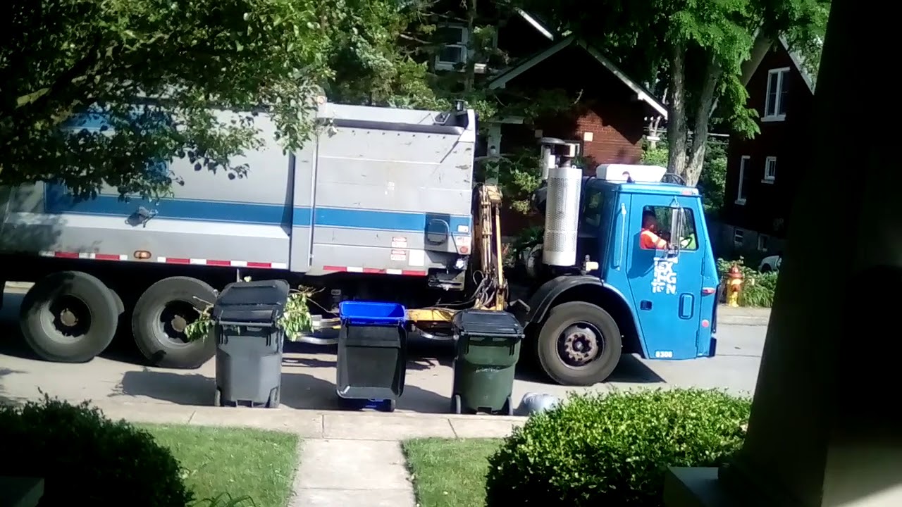 Trash truck fail - YouTube