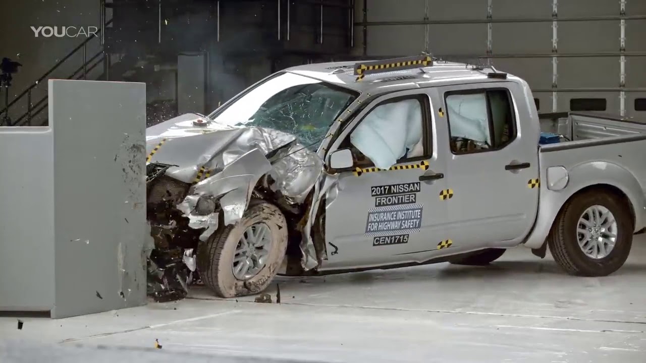 Crash Test 2017 Pickup Trucks – Colorado, Tacoma, Frontier - YouTube