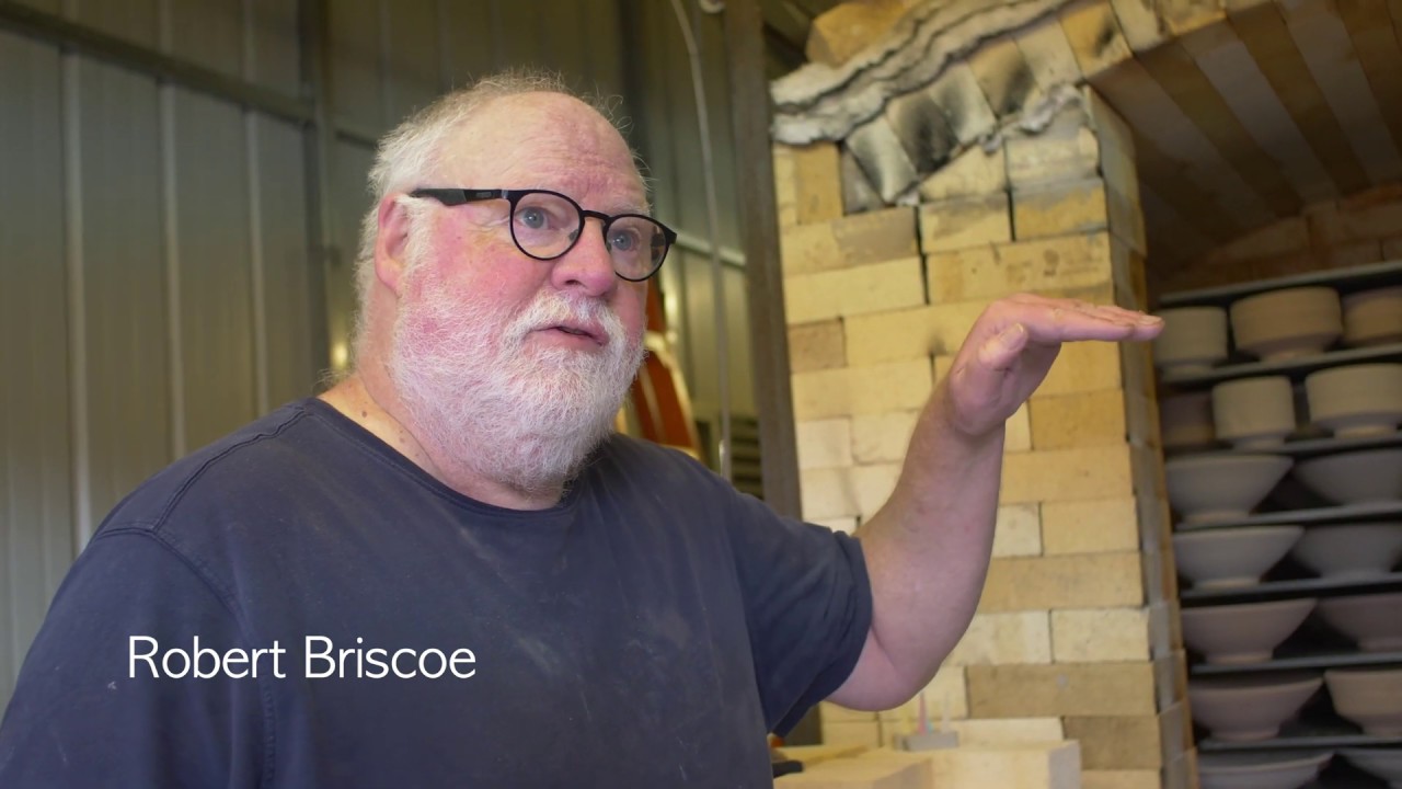 Bob Briscoe Reviews ADVANCER® Kiln Shelves - YouTube