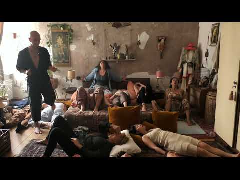 What Happens When a Whole Group Enters Deep Hypnotic Trance. @ecstatichypnosis