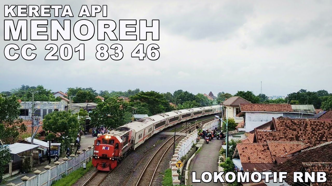 Kereta api Menoreh Lokomotif RNB Menikung cantik | Hunting Kereta dari ...