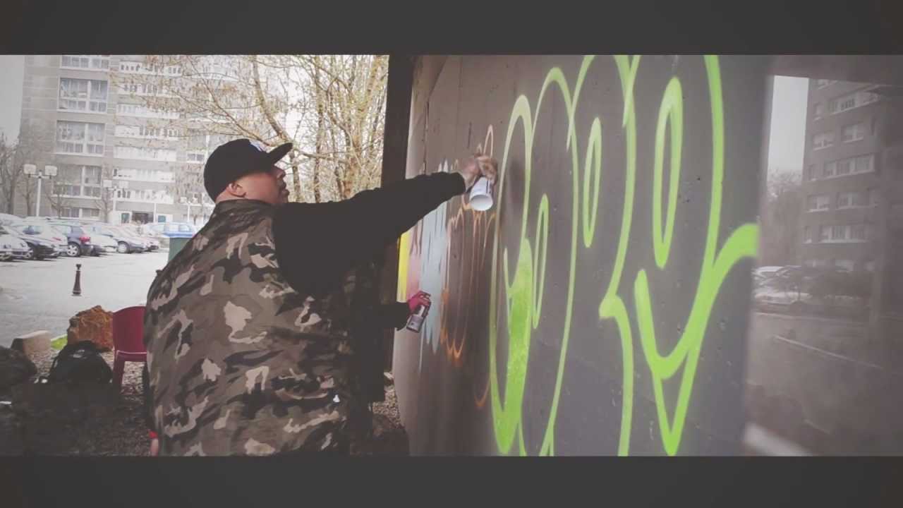 Projet Street Art : Cope2 and Indie 184 graffiti in Paris suburb - YouTube