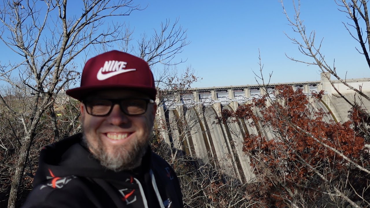 Lake Taneycomo | Flowing Like A River With Table Rock Lake Dam ...