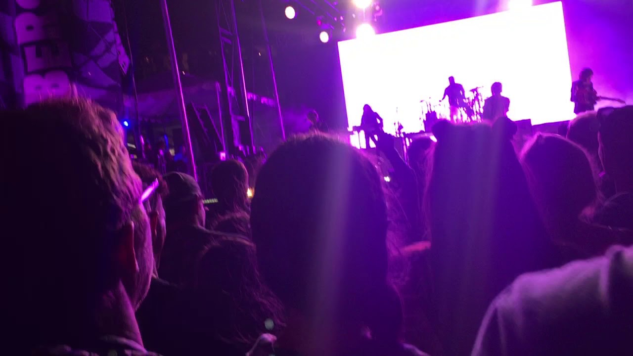 Phoenix "Love Like A Sunset" Live @ Bumbershoot Seattle 9/2/18 ...