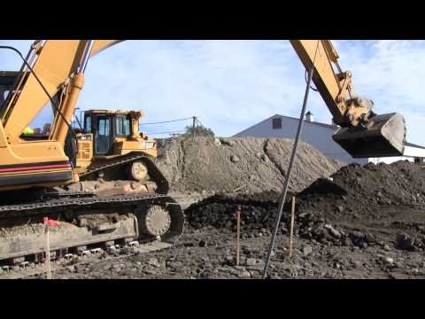 Cat 320BL In Action