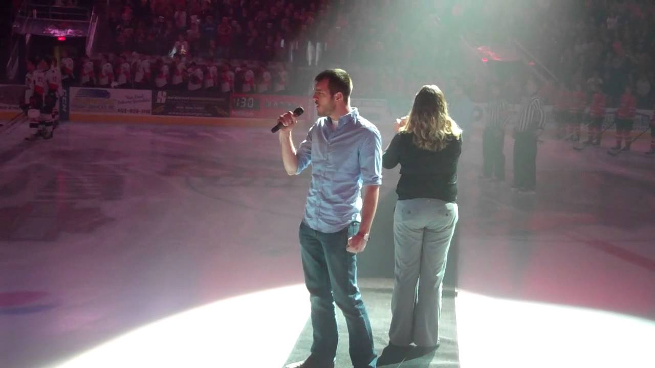 Nick Goding - National Anthem - Omaha Lancers November 15, 2013 - YouTube