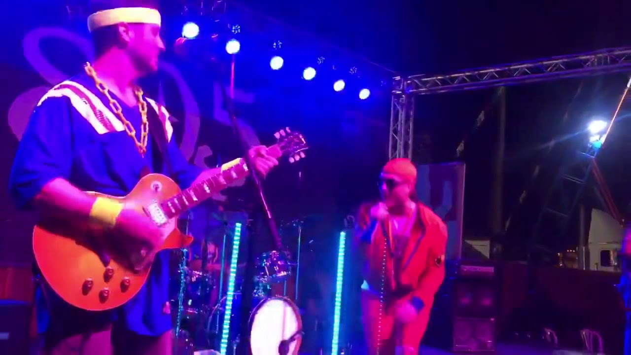 Operation 90s - Ventura County Fair - YouTube