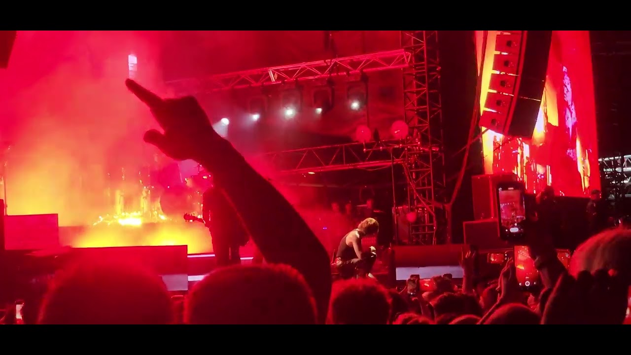 Bring Me The Horizon - Thrones - Good Things Brisbane 2022 - YouTube