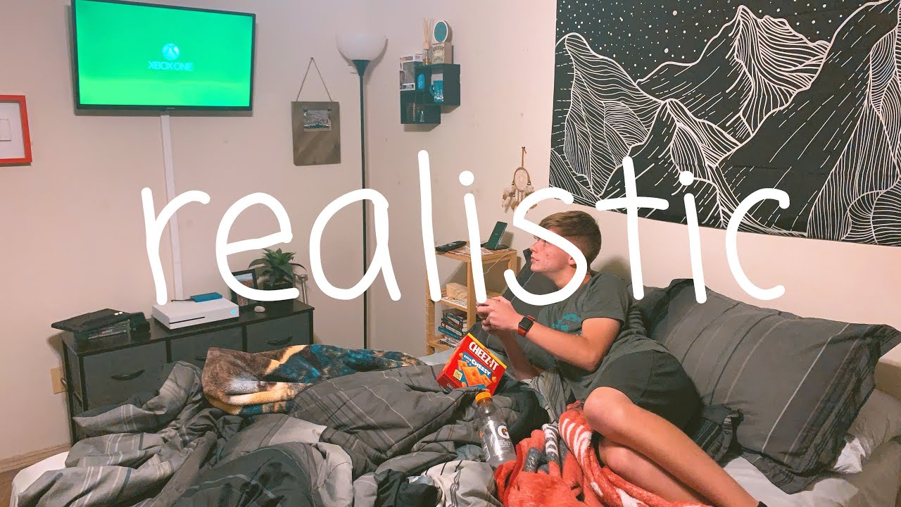 Realistic teen guys room tour. - YouTube