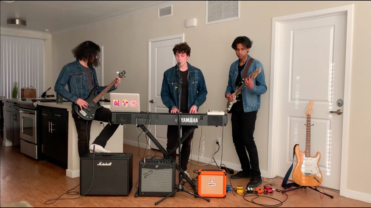 Bad Neighbors – Stranger (Demo) - YouTube