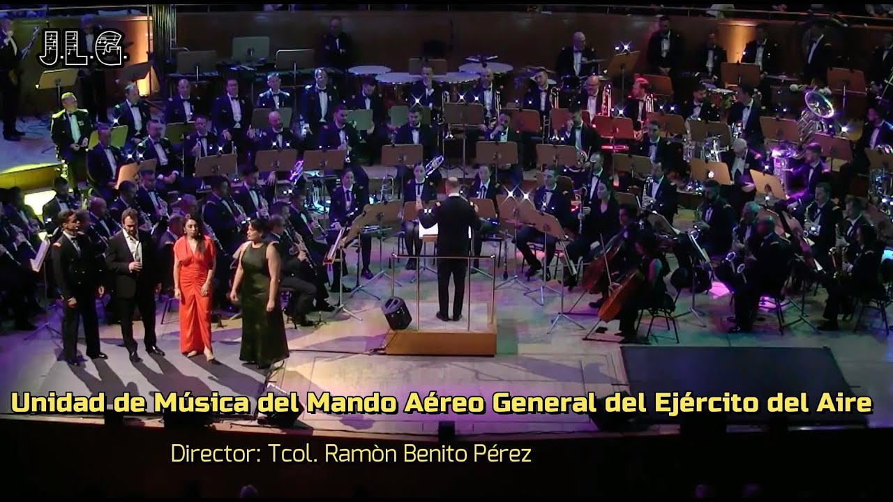 Banda de Música del Mando Aéreo General (MAGEN). "A SKY FULL OF STARS ...