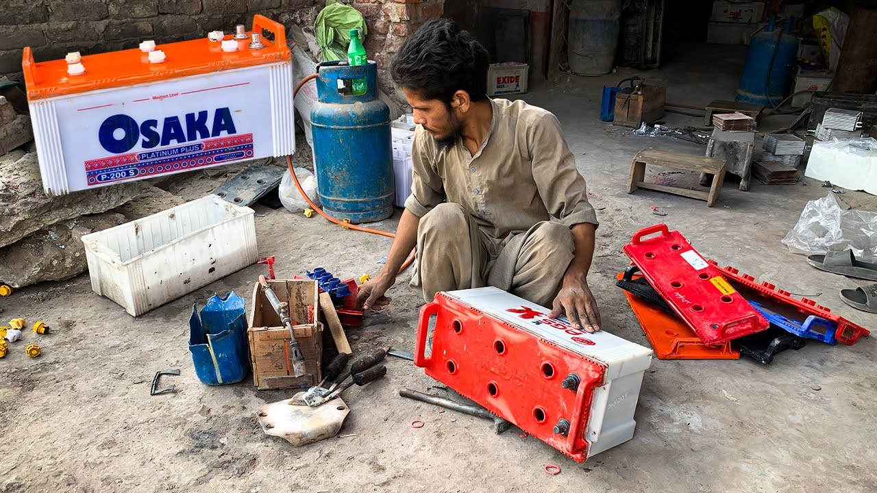 Incredible Restoration Technique of an Old Lead Acid Battery! - YouTube
