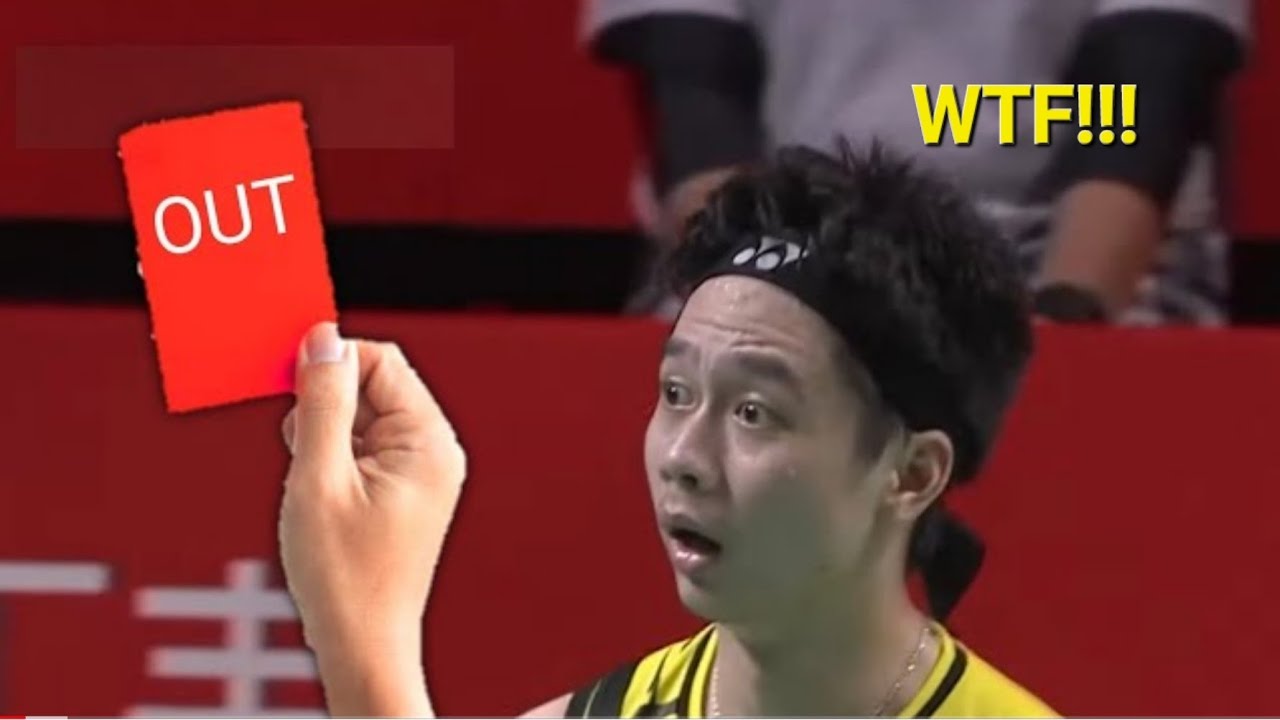 UNEXPECTED Red Card in Badminton - YouTube
