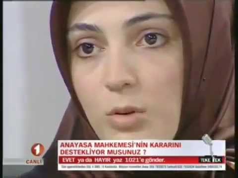 Türban Karşıtı Kızın Yerin Dibine Girdiği An