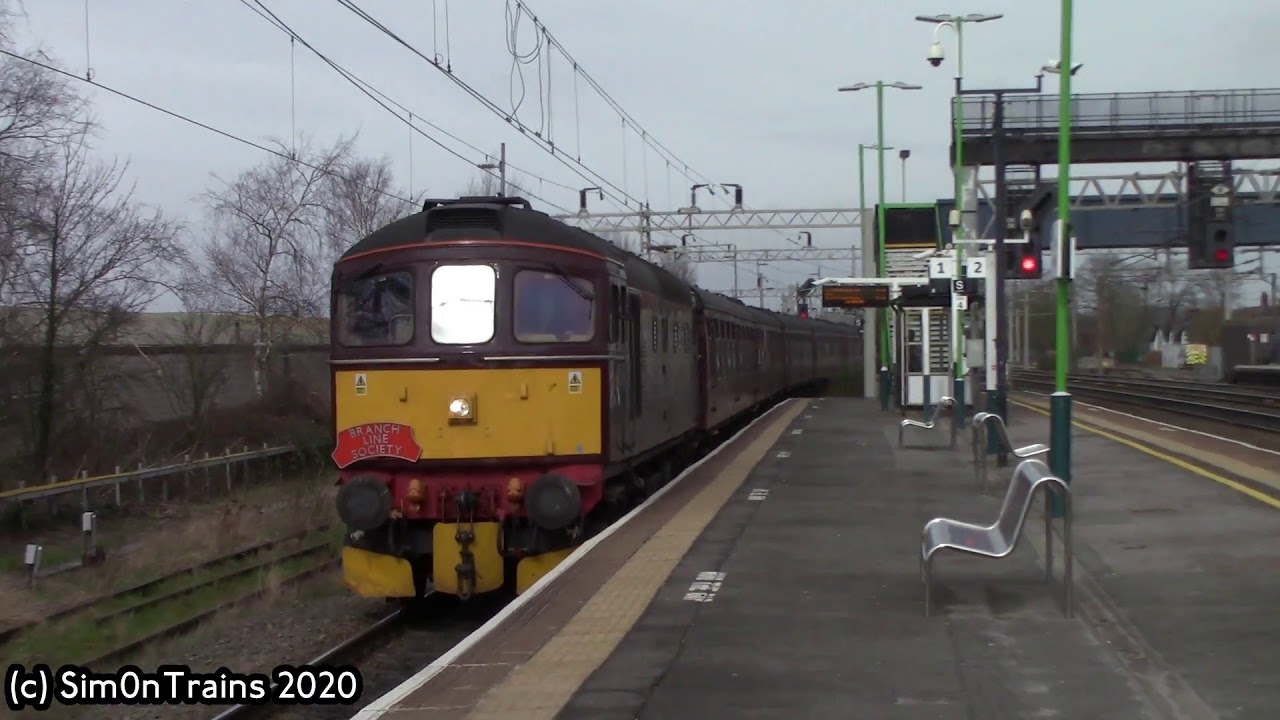 WCR Class 33, 33029 with Class 47, 47746, 1Z36 passing Rugeley Trent ...
