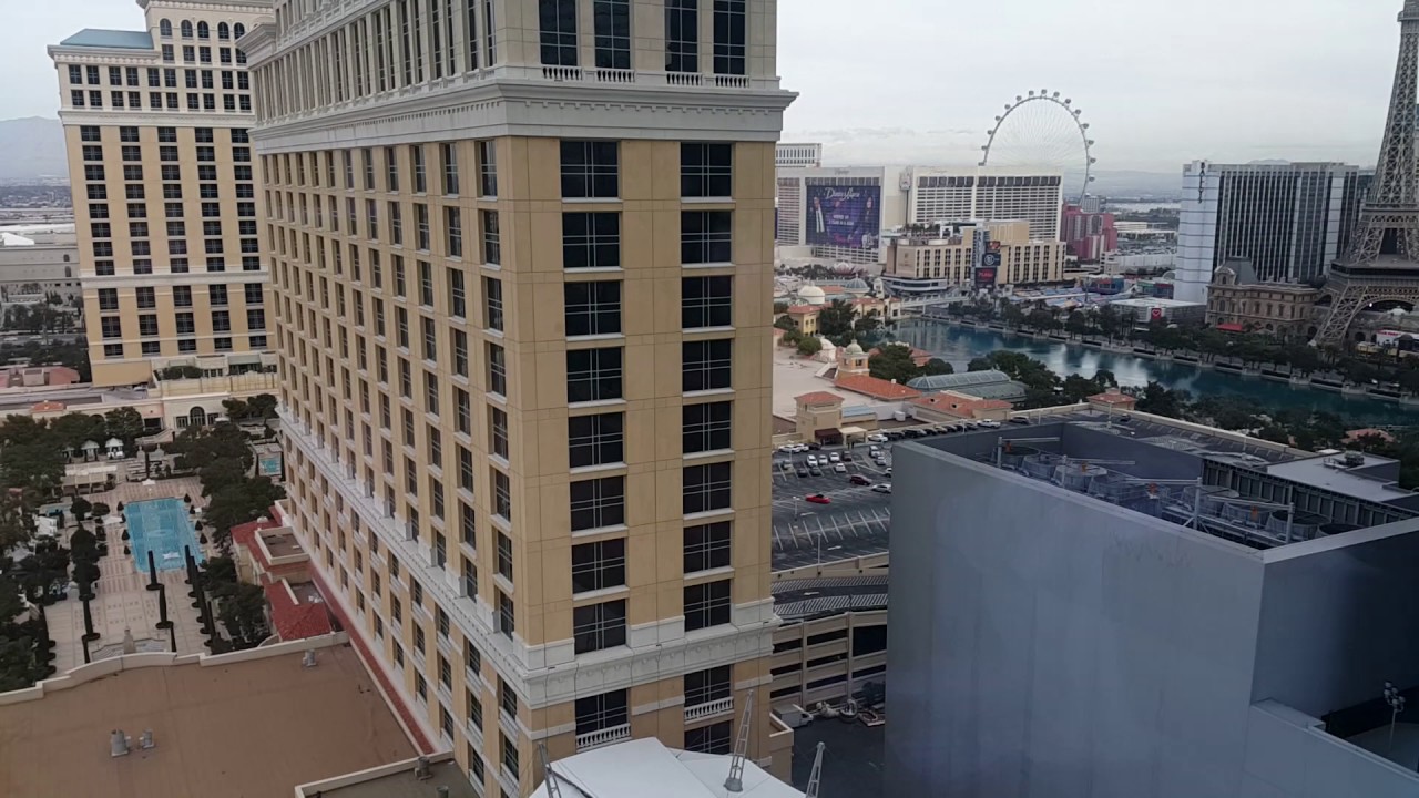 Las Vegas Strip View from Hotel VDARA Bellagio Fountain, Busy Roads ...