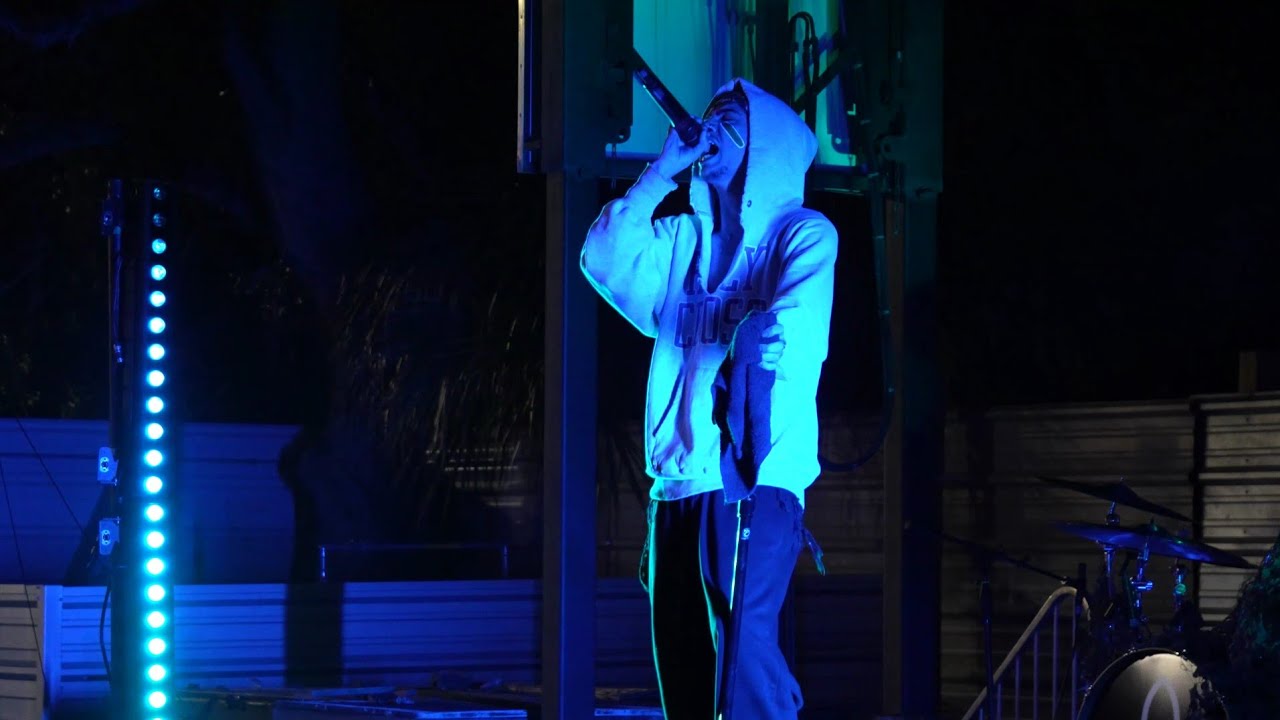 ericdoa - kickstand - YouTube