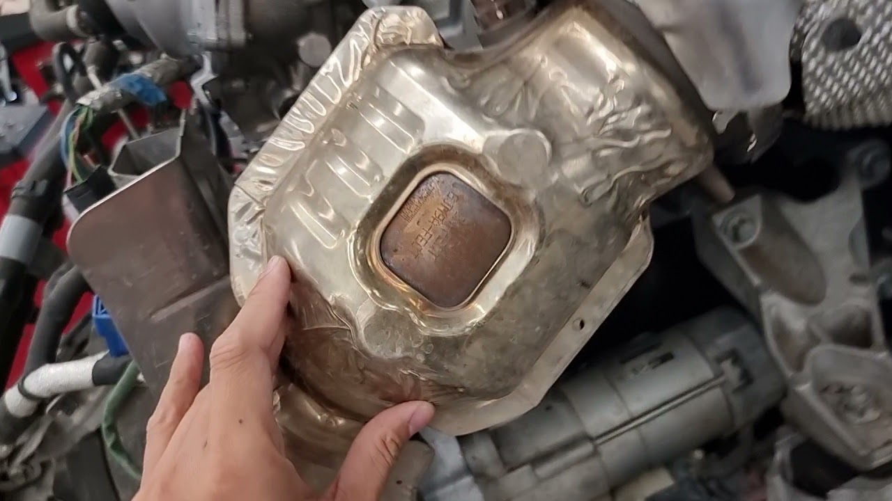 LAND ROVER INGENIUM I4 PETROL ENGINE - YouTube