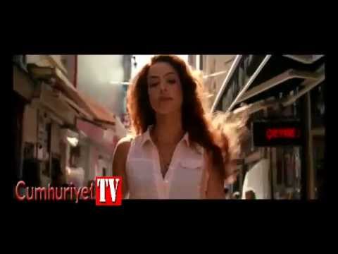 Azra Akın'ı hiç böyle görmediniz